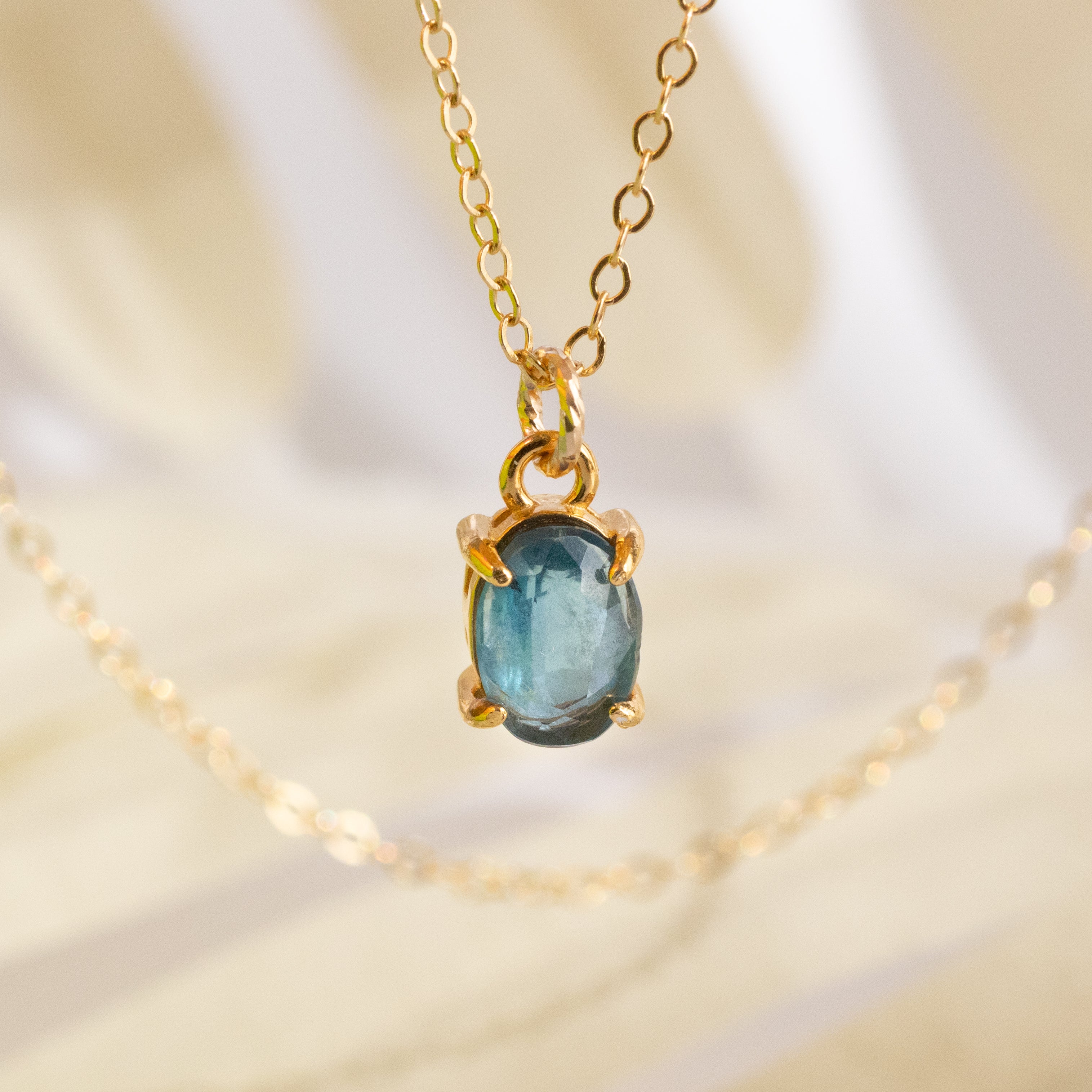 【数量限定】インディゴブルーカイヤナイト オーバルネックレス（14kgf） – Stream Jewelry